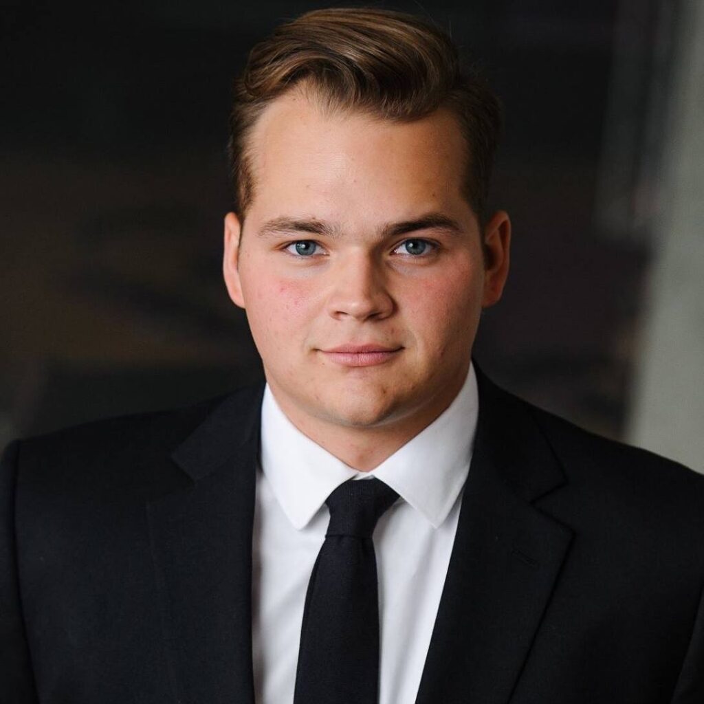 Jake Luellen – Opera Festival Of Chicago